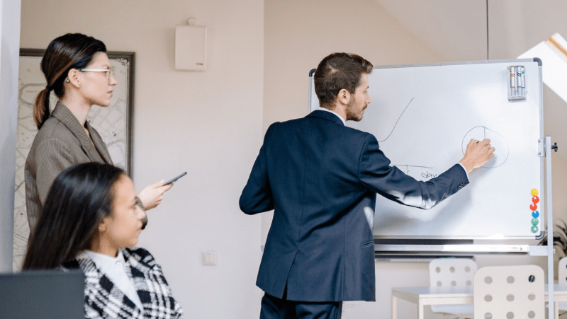 Курс «Data Scientist с нуля до Junior»: обучение на специалиста по Data Science онлайн — Skillbox